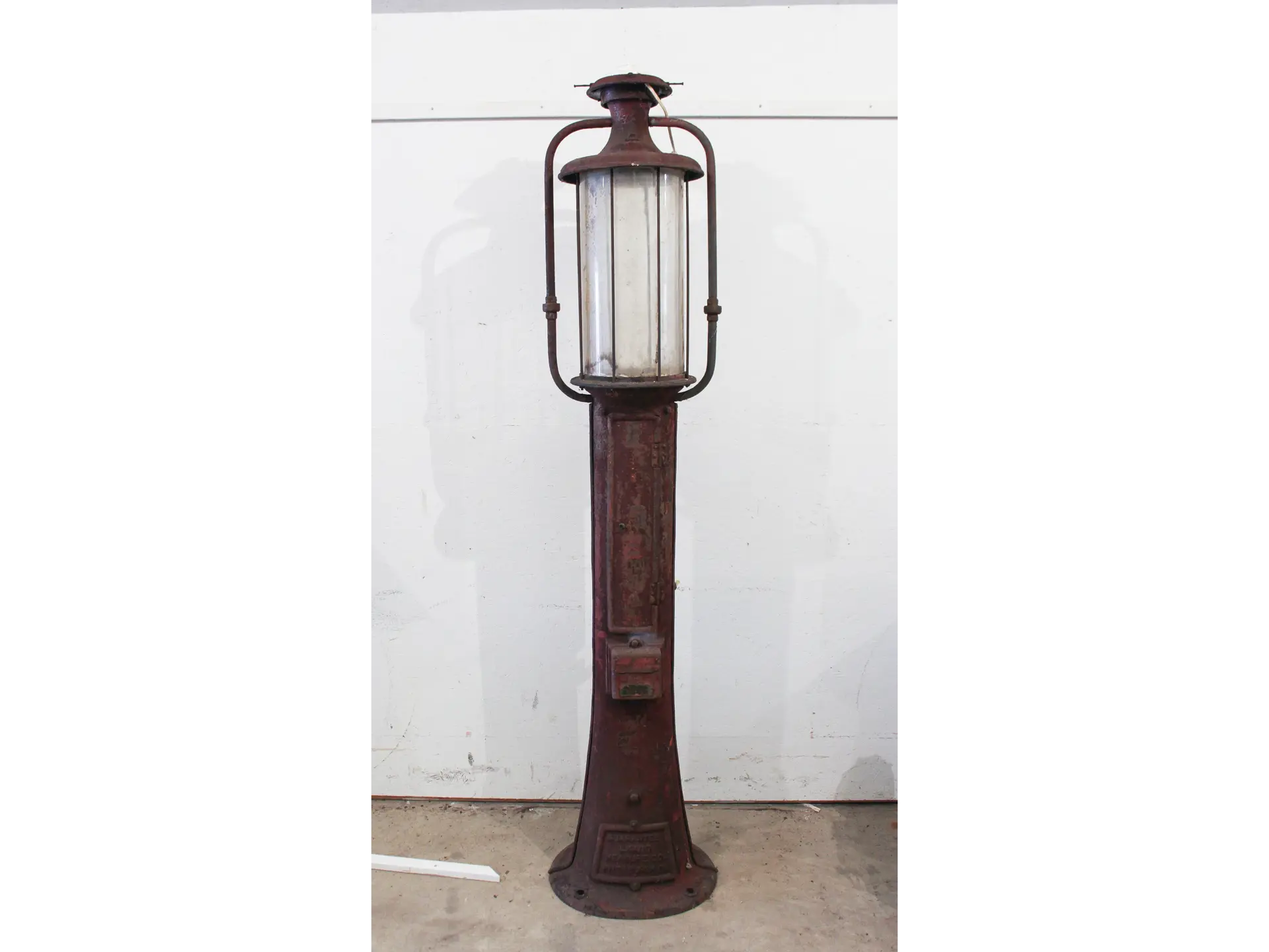 Frye Five-Gallon Visible Gas Pump | Auburn Spring 2018 | RM Sotheby's