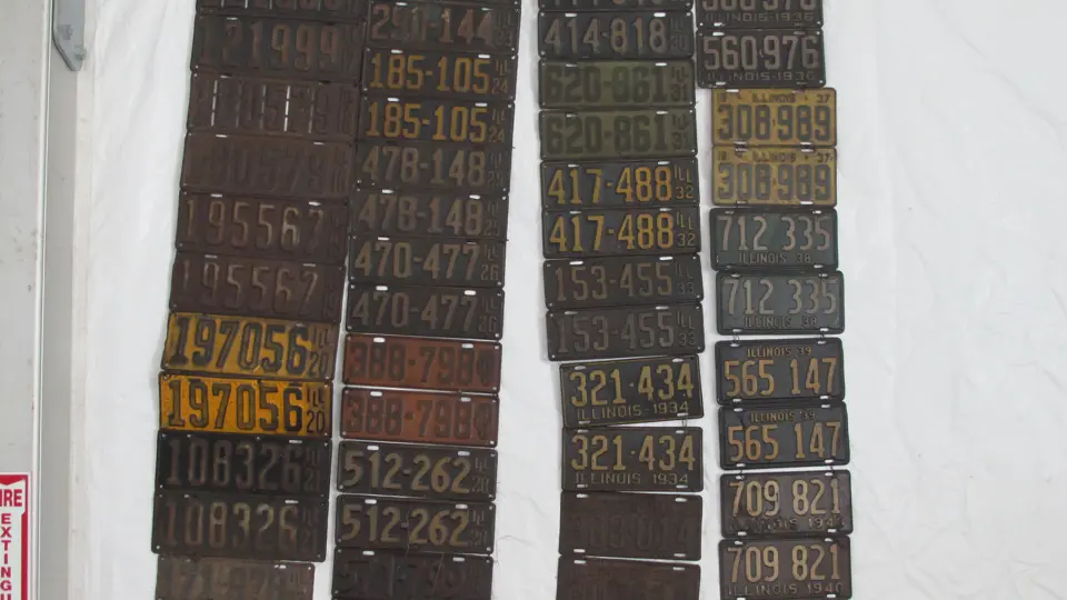 Lot of 6-Digit Illinois Pre-War License Plates | The Lee Roy Hartung ...