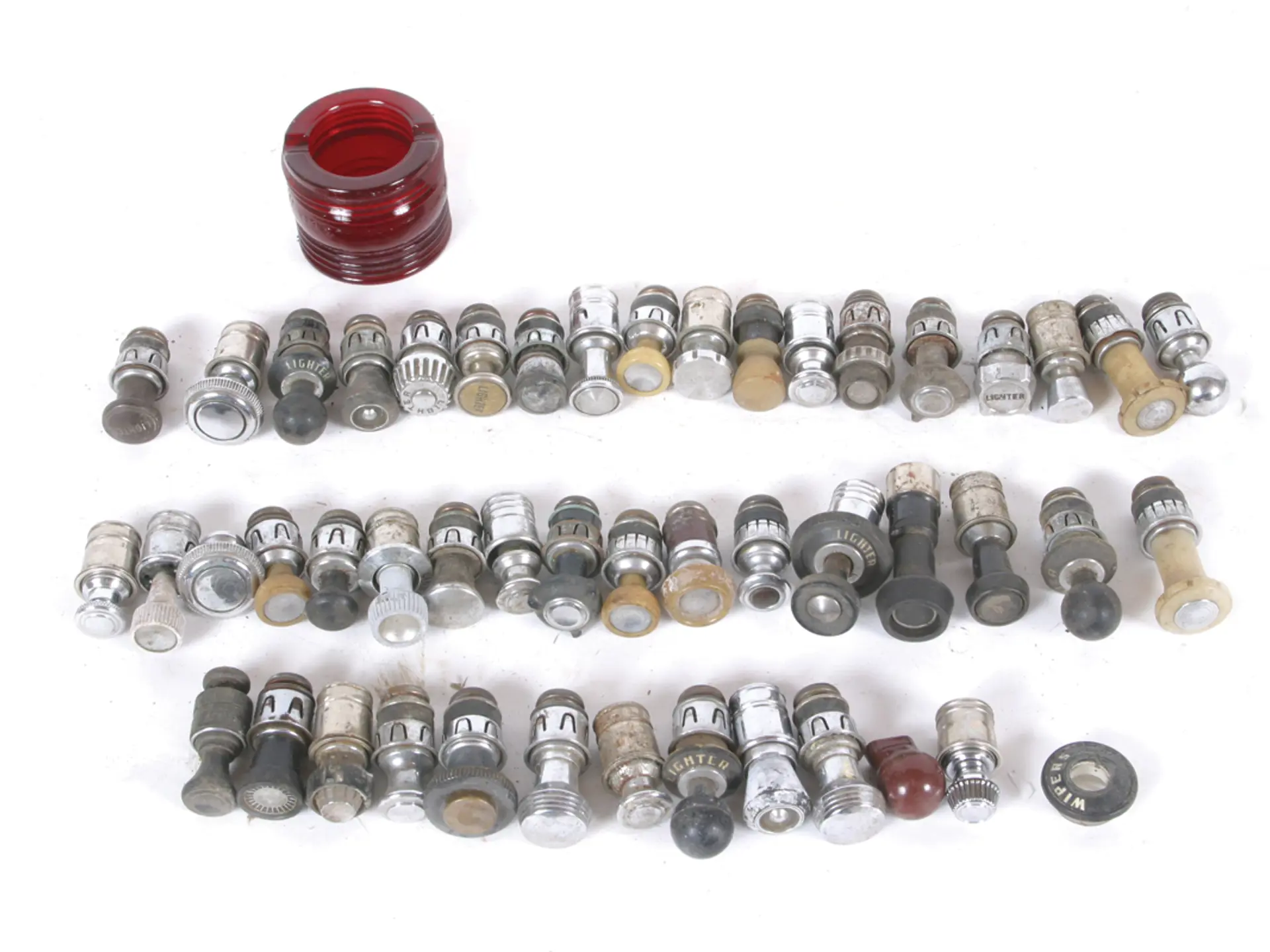 AUTOMOTIVE CIGARETTE LIGHTERS | Private Collection of Tom & Marlene ...