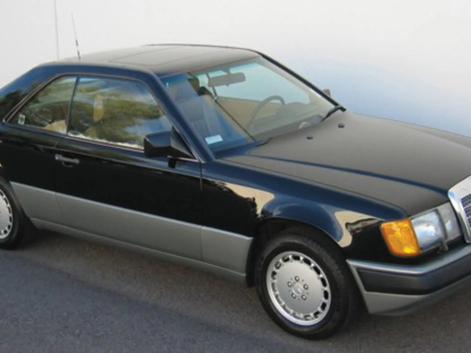 1988 Mercedes-Benz 300 CE | Fort Lauderdale 2011 | RM Sotheby's
