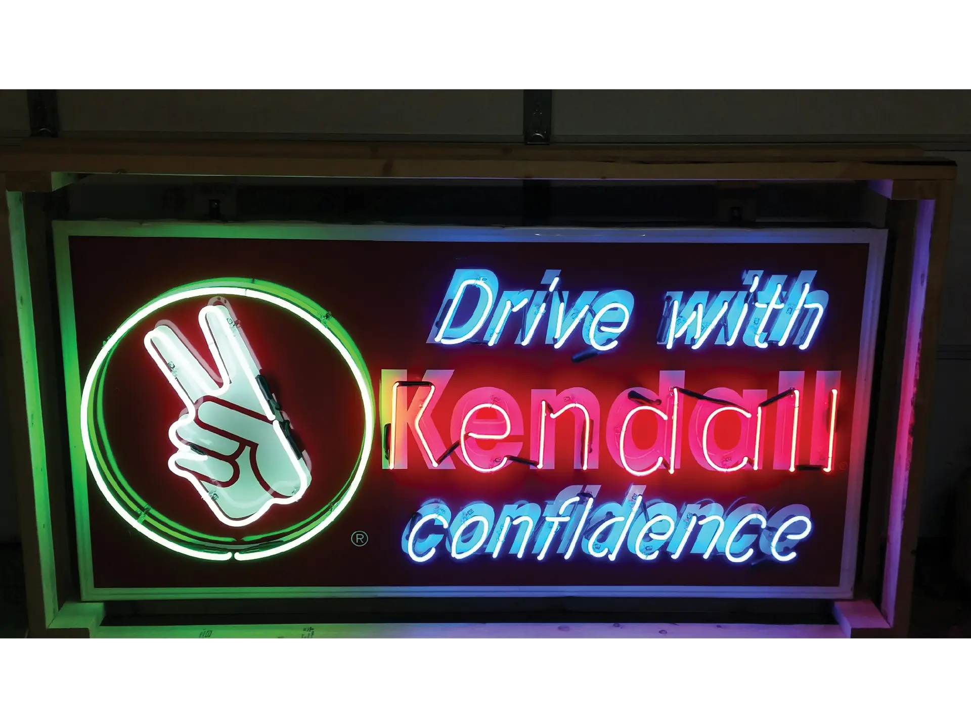 Kendall "Drive With Confidence" Neon Tin Sign | Auburn Fall 2018 | RM ...