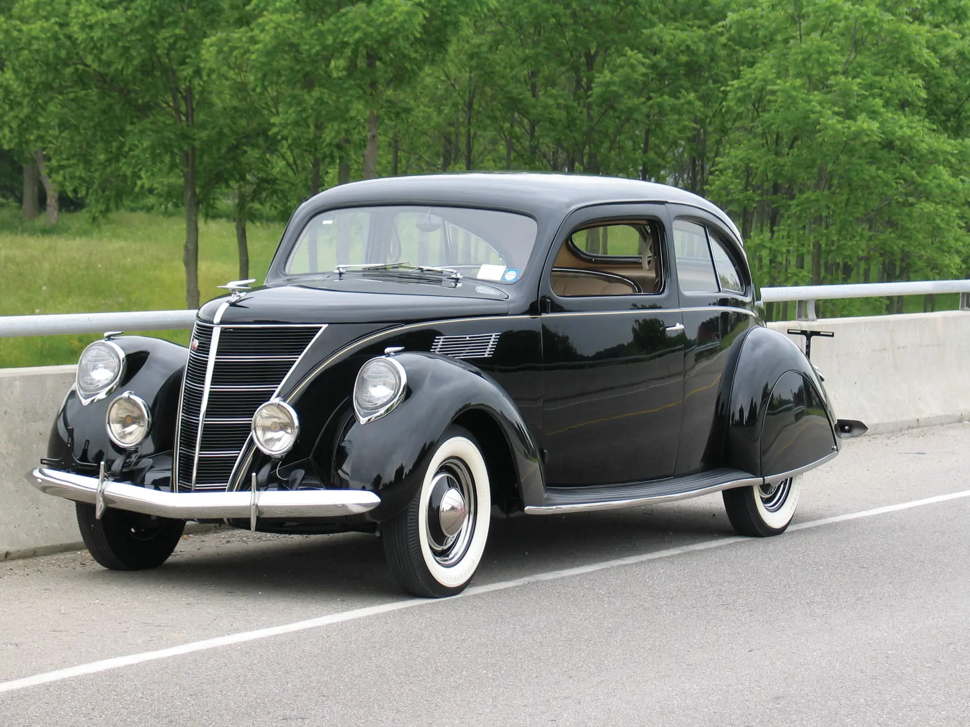 1937 Lincoln Zephyr Coupe | Vintage Motor Cars at Meadow Brook Hall ...