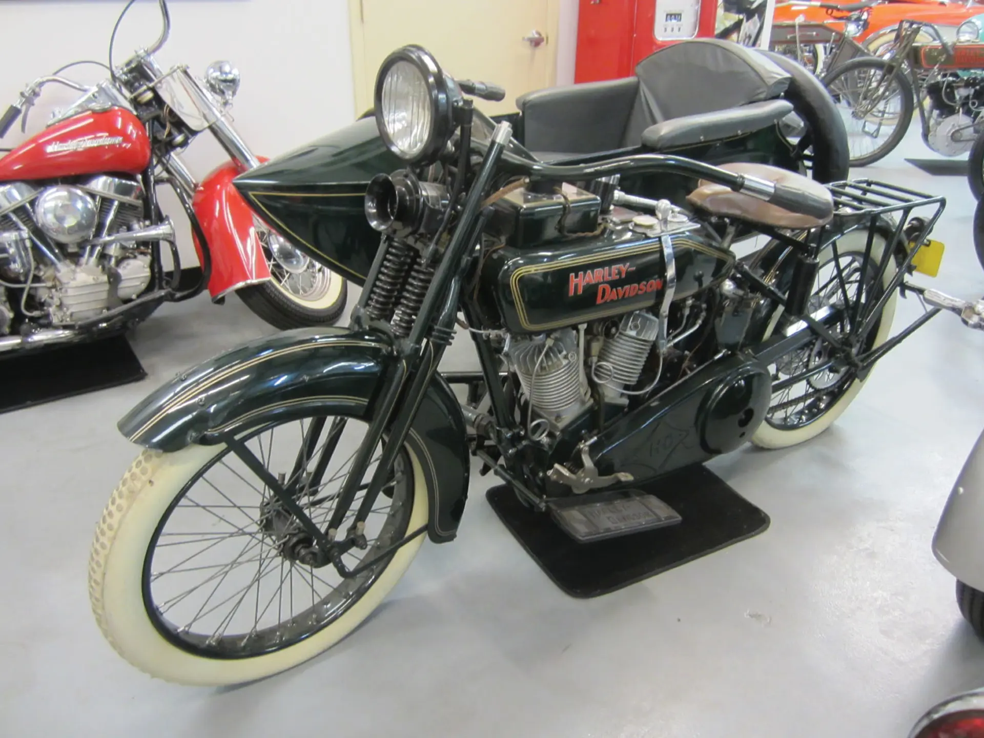 1923 Harley-Davidson JS V-Twin with Factory Royal Tourist Sidecar | Las ...