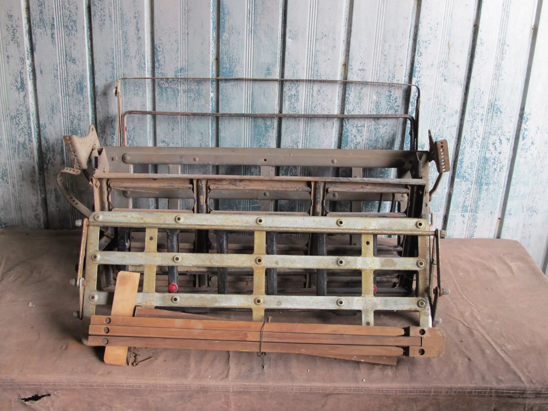 Luggage Racks | The Lee Roy Hartung Collection | RM Sotheby's